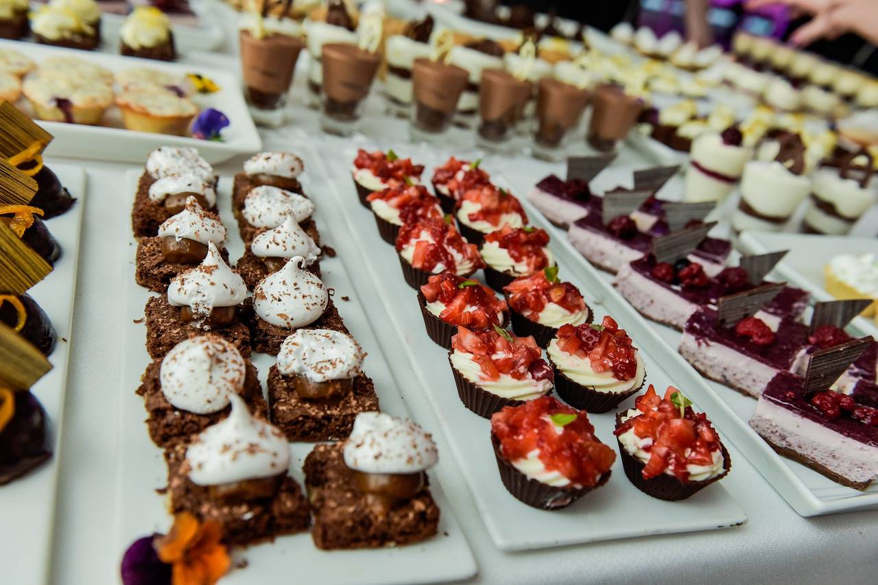 Mesa de Postres: Delicias irresistibles para endulzar tus eventos ...